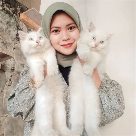 Ayu Setyoasih Ayu Setyoasih On Threads