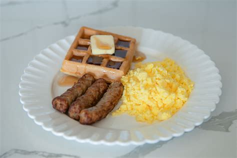 Online Orders Sisters Entrees