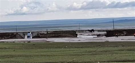 Улаанбаатар Дорноговь чиглэлийн галт тэрэгний хөдөлгөөнийг түр