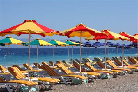 Лучшие пляжи Святого Константина и Елены где купаться Пляжный отдых в Святом Константине и