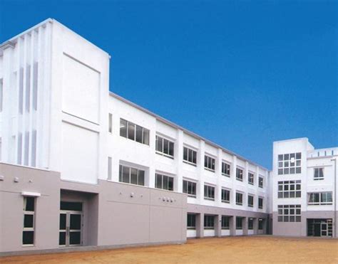 白石中学校校舎増改築工事第1期 シマダ株式会社