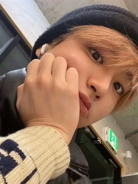 Chat With Han Jisung Enjoy Free AI Character Roleplay FlowGPT Han