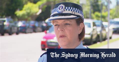 Video Two Officers Hospitalised After L Plater Reverses Into Police