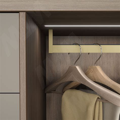 Vogue Штанга прямоугольная 30х8 золото мат анод с черным демпфером L 1000 Ta0213rglm Gb S1