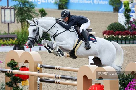 برگزاری مسابقات پرش با اسب قهرمانی ۱۴۰۲ استان اصفهان ایمنا