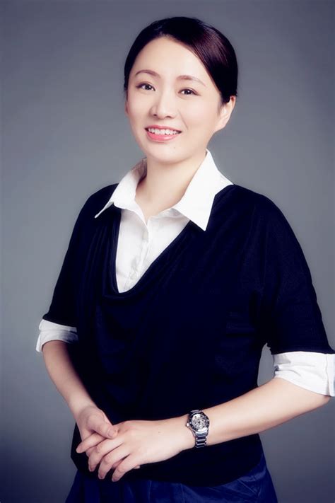 李欣简历 欣 韶关市欣 大山谷图库