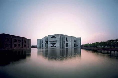 لوئی کان بیوگرافی لوئی کان و معرفی آثار معماری لوئی کان