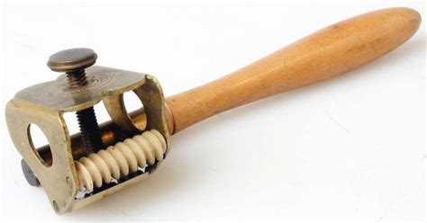 an odd razor wegian wetshavingwegian wetshaving