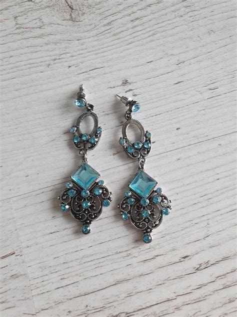 Святкові сережки — ціна 230 грн у каталозі Сережки Купити аксесуари за доступною ціною на Шафі