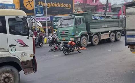 Đồng Nai Nữ sinh bị xe ben tông tử vong trên đường đi học về giao thông ùn ứ trên Quốc lộ