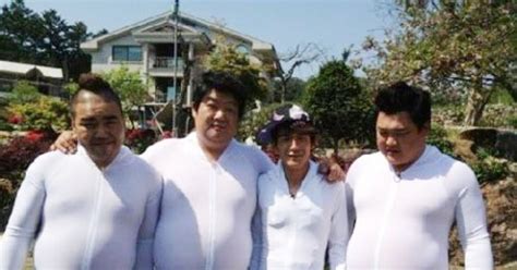 한민관 김준현 같은옷 다른 느낌 흰색 쫄쫄이 의상 극과 극