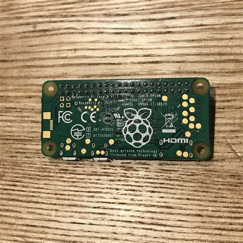 ラズベリーパイ Raspberry Pi Zero Wh メルカリ