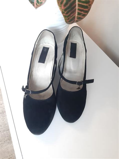 Замшеві туфлі на танкетці — ціна 300 грн у каталозі Туфлі Купити жіночі речі за доступною ціною