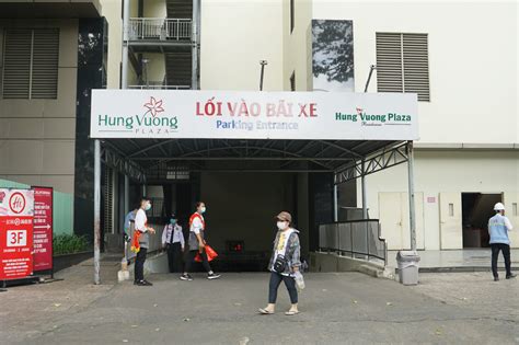 Parkson Hùng Vương được Cải Tạo để Trở Thành Vạn Hạnh Mall Thứ 2