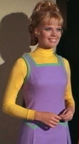 Marta Kristen Nude Pics Página 1