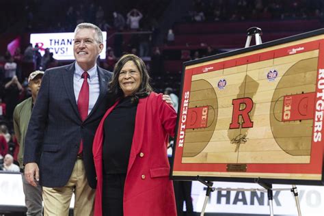 Rutgers Names Court After Former Coach C Vivian Stringer