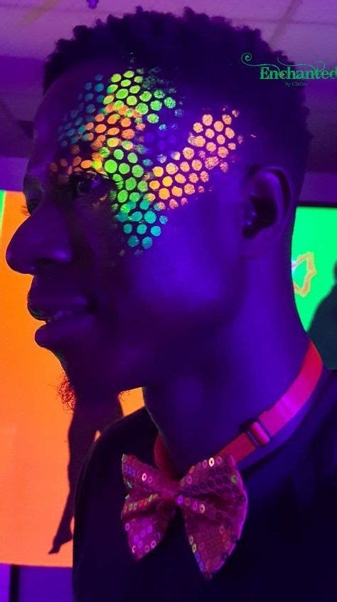 11 Glow In The Dark Makeup Looks That Will Totally Mesmerize You Artofit