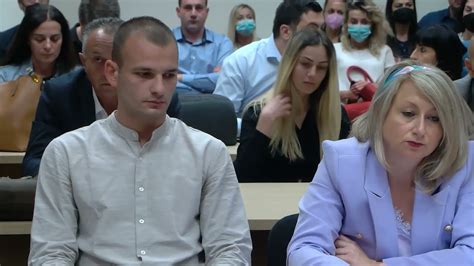 Судење за убиството на Денис Тот Youtube
