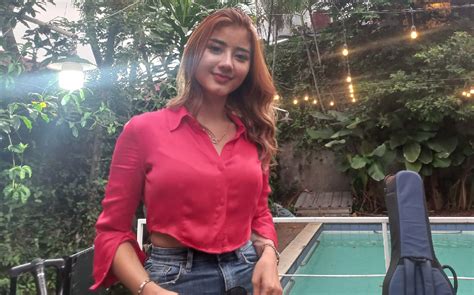 Beber Tipe Pria Idamannya Ghea Youbi Pengertian Sama Pekerjaan Saya