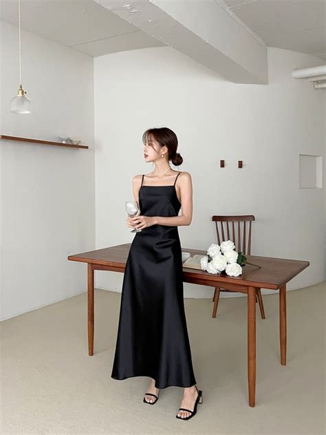 모반디 보니 슬립 셀프웨딩원피스 2color 블랙 브라이덜샤워 스냅촬영 2부 돌잔치 휴양지 바다 드레스