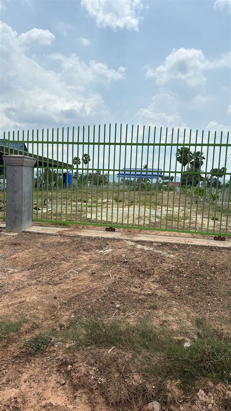 ម៉ៅចំរើន ជាងសាងសង់ Added A New Photo ម៉ៅចំរើន ជាងសាងសង់