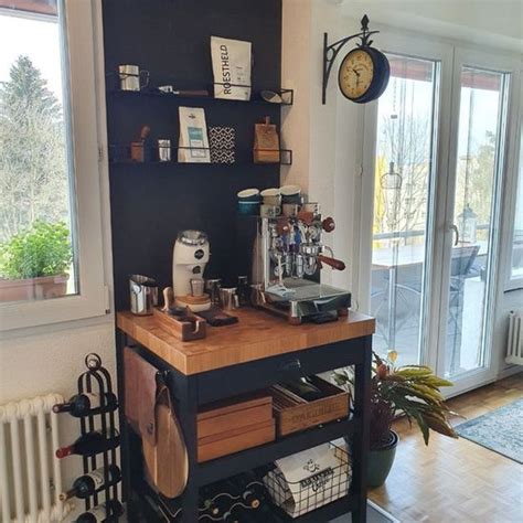 Coffee Shop에 있는 Rissa Nava님의 핀 2024 커피 숍 인테리어 부엌 디자인 인테리어