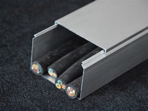 铝合金线槽制造商告诉您线槽的四大防护性能