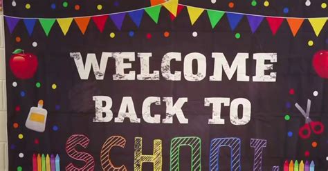 Some School Districts Adopt A Day Class Week Here S How They Re Doing