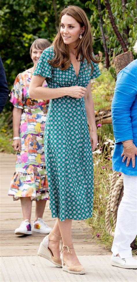 Kate Middletons Green Summer Dress Perfect For The Season Kate