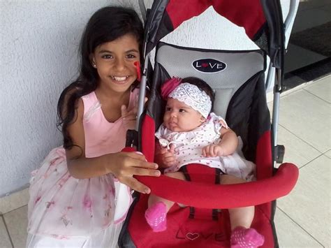 Minhasobrinha E Minha Prima