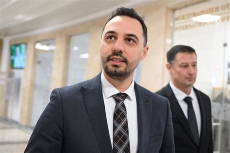 Министър Богданов Прогнозата за 2 процента ръст на икономиката остава Снимки