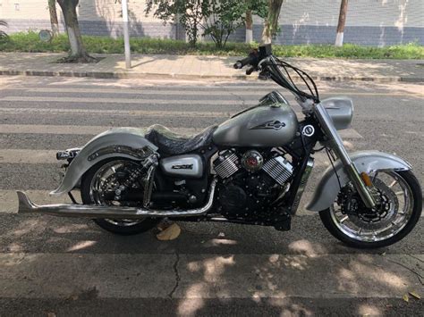 V Type Two Cylinder Liquid Cooled Eight Valve Asynchronous Engine With