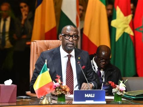 Le Mali Réagit à La Levée Des Sanctions De La Cédéao
