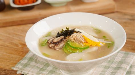 설날 떡국 누구보다 빠르게 남들보다 맛있게 만드는 법 Feat 솜씨당 오늘육수