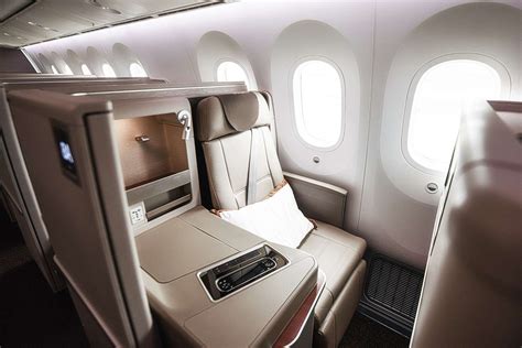 Man Takes Wifes Business Class Upgrade During Start Of Their Honeymoon