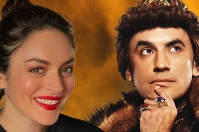 Giray Alt Nok Ve Ezgi Mola Ayn Projede Bulu Uyor Bursa Hakimiyet