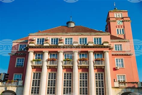 Община Плевен е инвестирала в сферата на образованието над 1 2 милиона лева за последната година