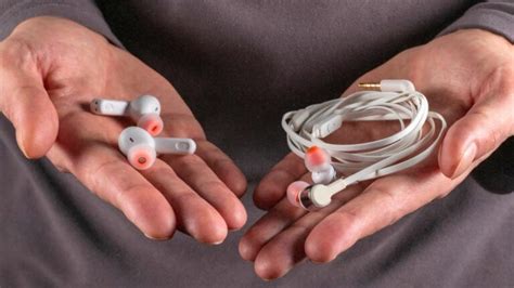 How To Connect Any Bluetooth Headphones To Mac Headphonesty