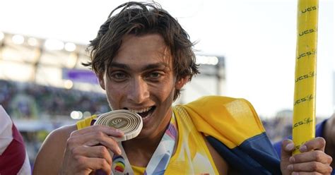 장대높이뛰기 세계 기록 세운 스웨덴 듀플란티스