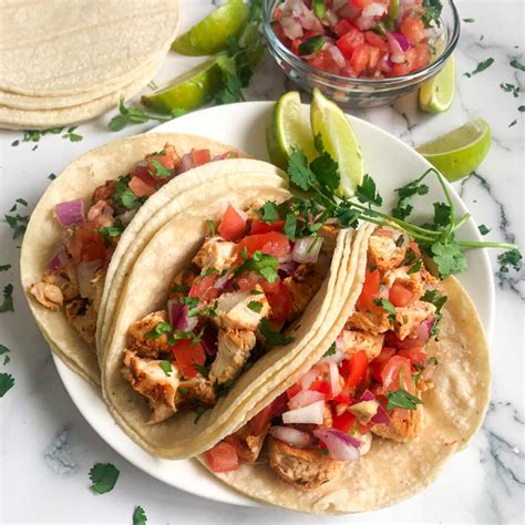 Grilled Chicken Street Tacos