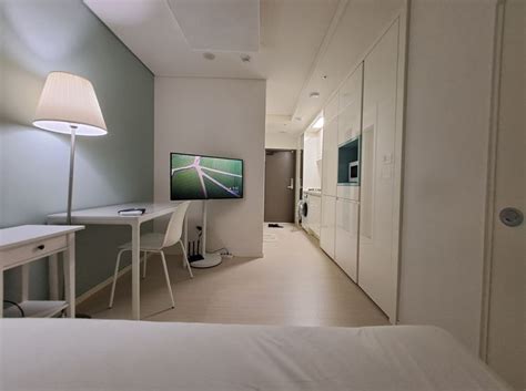 삼삼엠투 서울 강남구 역삼동 오피스텔 단기임대 깔끔 신축 오피스텔