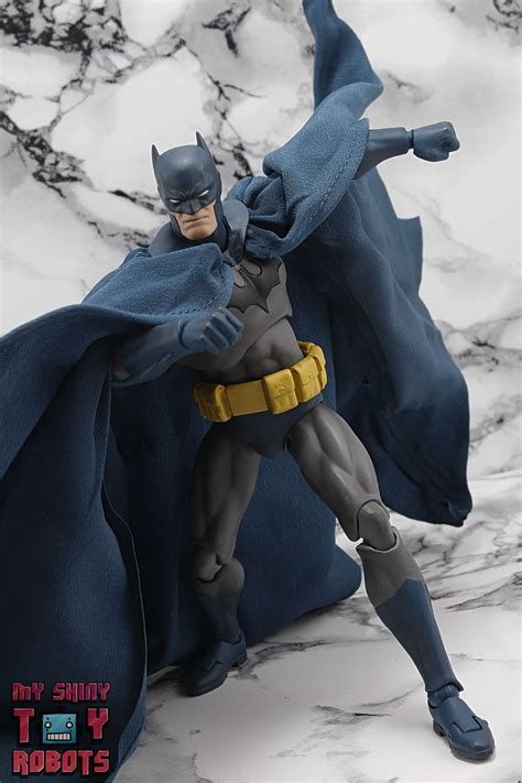 My Shiny Toy Robots Toybox Review Mafex Batman Batman Hush