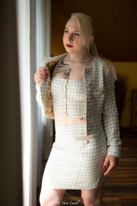 Vara Laval Erotic Influencers