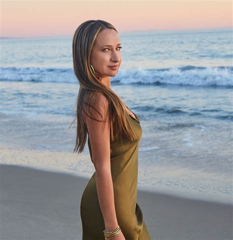 Jewelry Designer Jennifer Meyer Discusses Her Debut Scent