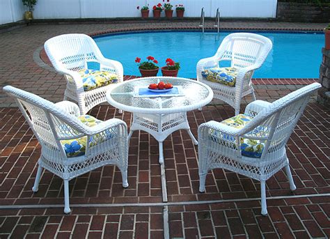 All White Resin Wicker Outdoor Furniture