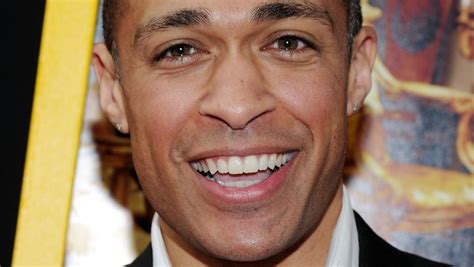 What We Know About Tj Holmes Former Relationship With Tlc Singer Chili Tech Mesy