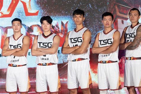當魔獸「長出外線」 謝宗融加入台鋼獵鷹拚重生 Ettoday運動雲 Ettoday新聞雲