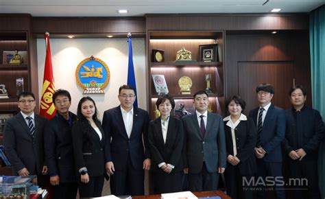 Улаанбаатар хотын Нийтийн төв номын санг сэргээн засварлана