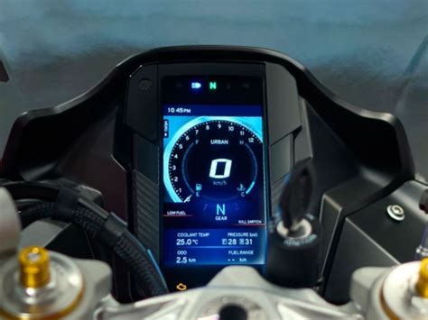 Tvs Apache Rr 310 Vs Apache Rtr 310 What Are The Differences Zigwheels