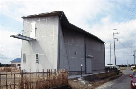 Queer Spaces Creates Accessible Lineage Of Queer Themes In Architecture